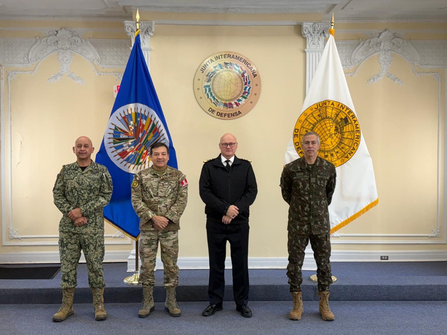 Visita del Almirante Henning Faltin, Observador Permanente de la Unión ...